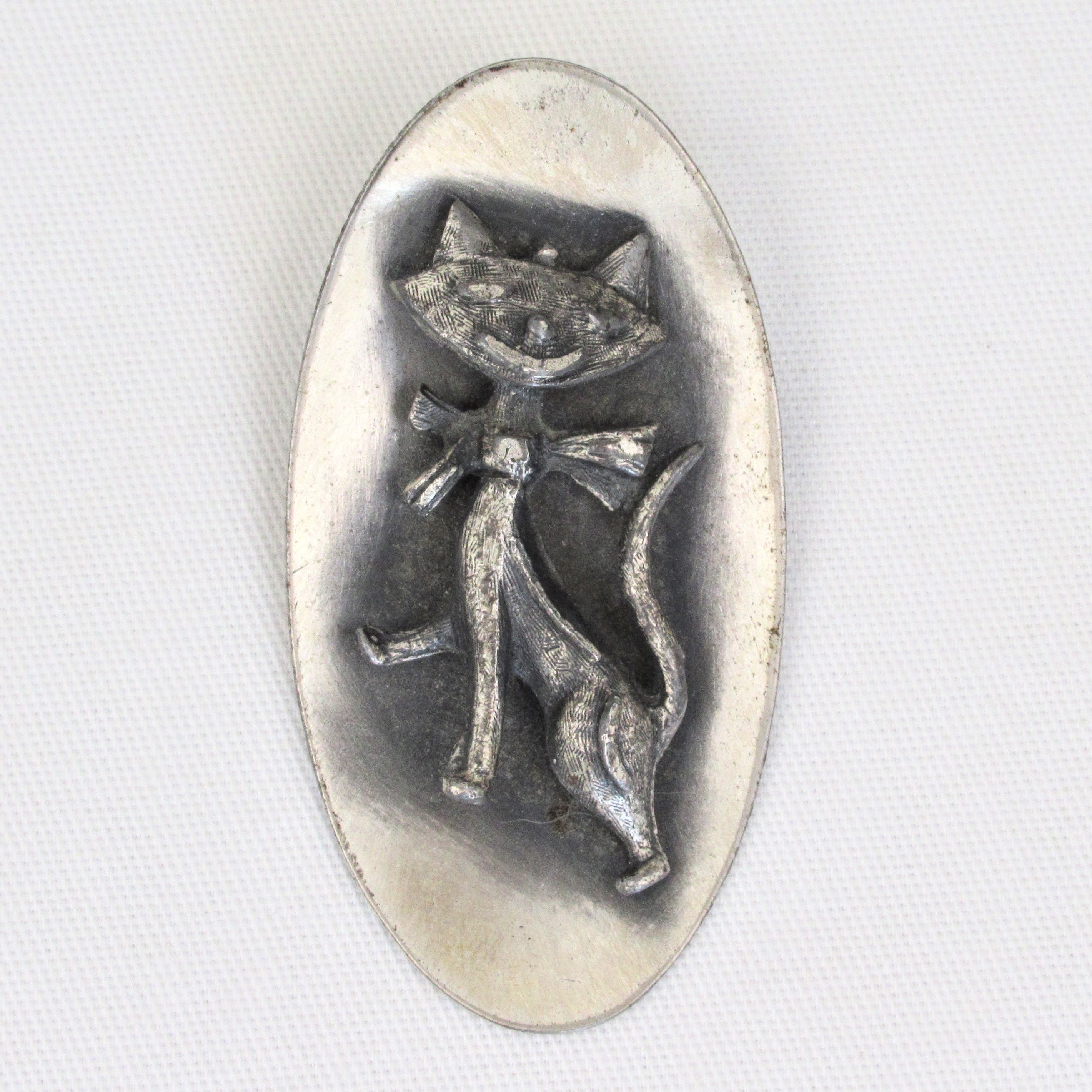 Vintage Pewter Cat Brooch Oval Mid Century Modern Kitty Pin MCM Kitsch ...
