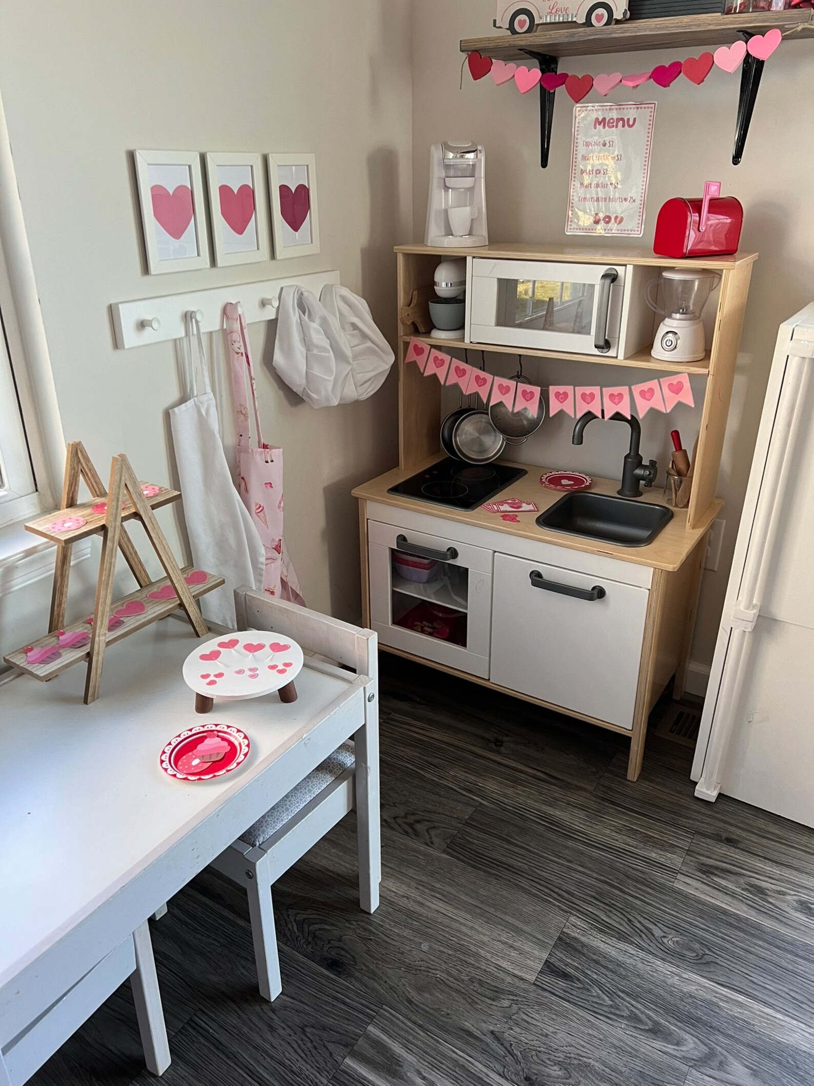 Valentine's Day Cafe Dramatic Play Printable| Pretend Play Printable ...