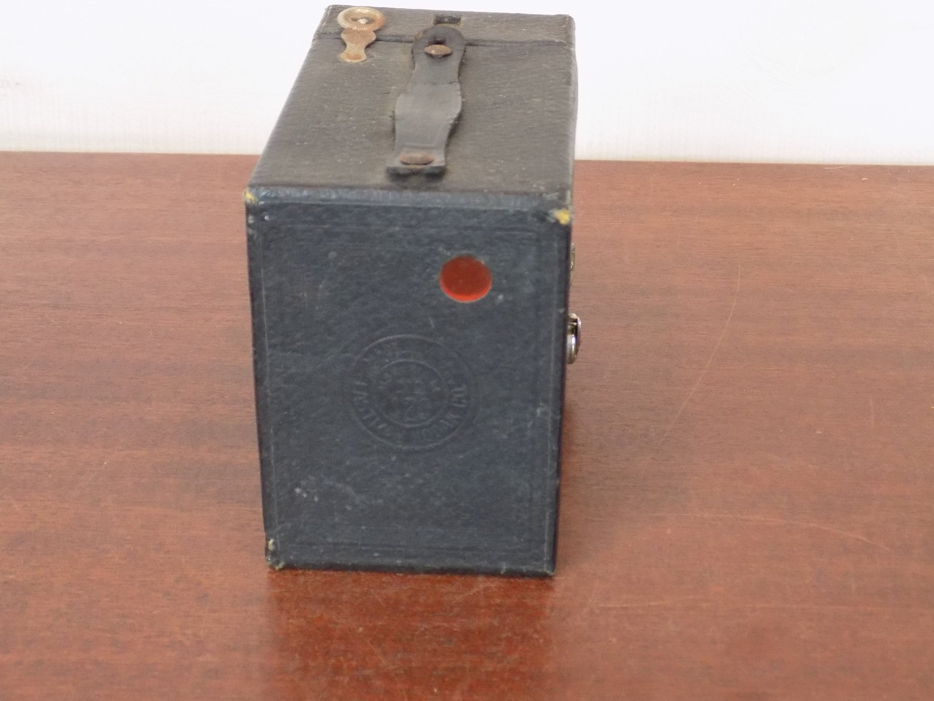 Vintage Brownie No. 2 Box Camera - Etsy