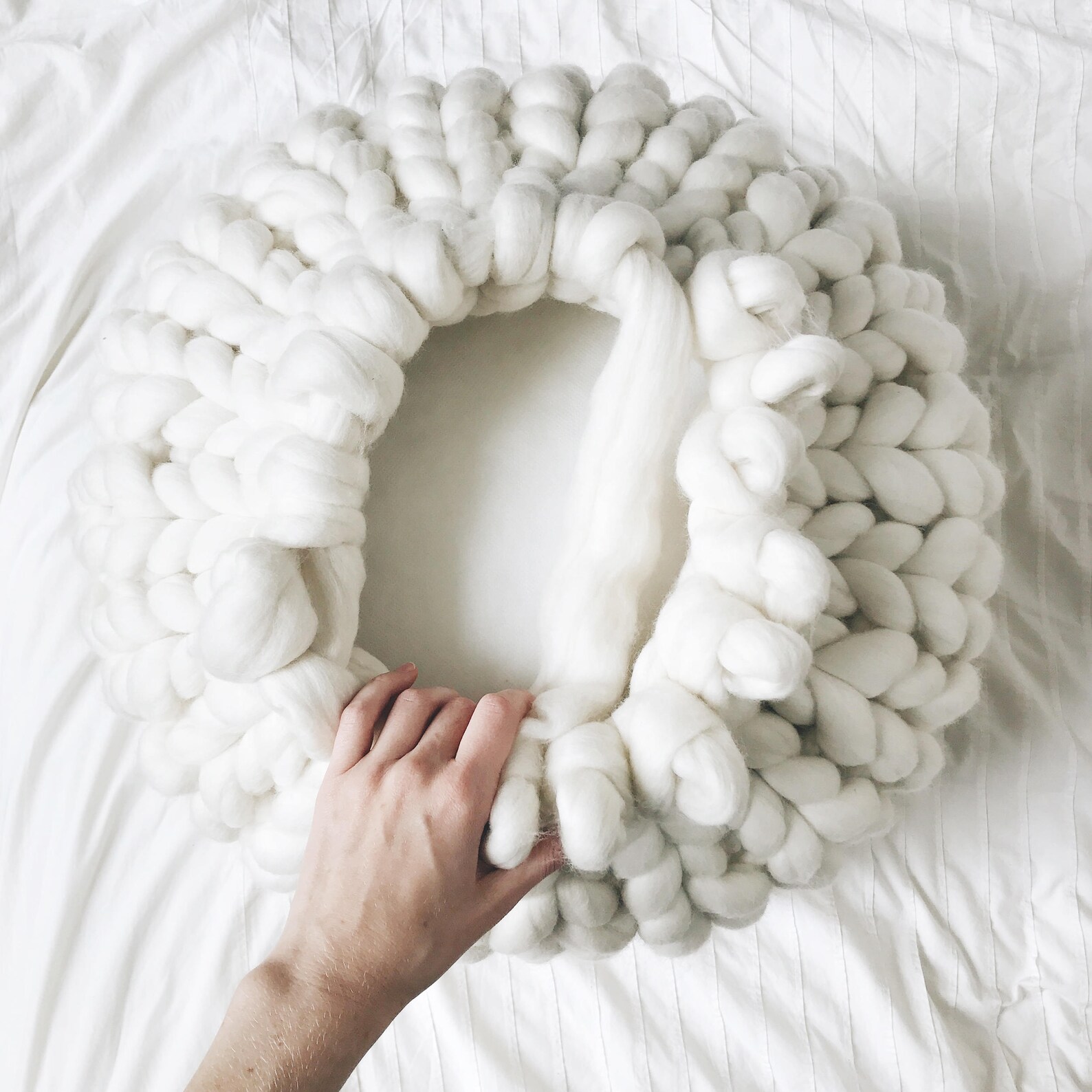 KNITTING PATTERN Extreme Knit Pouf the Petionville - Etsy