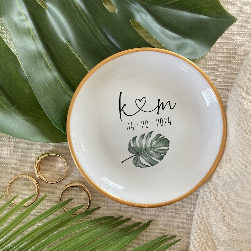 Ceramic Monstera Plate - Etsy