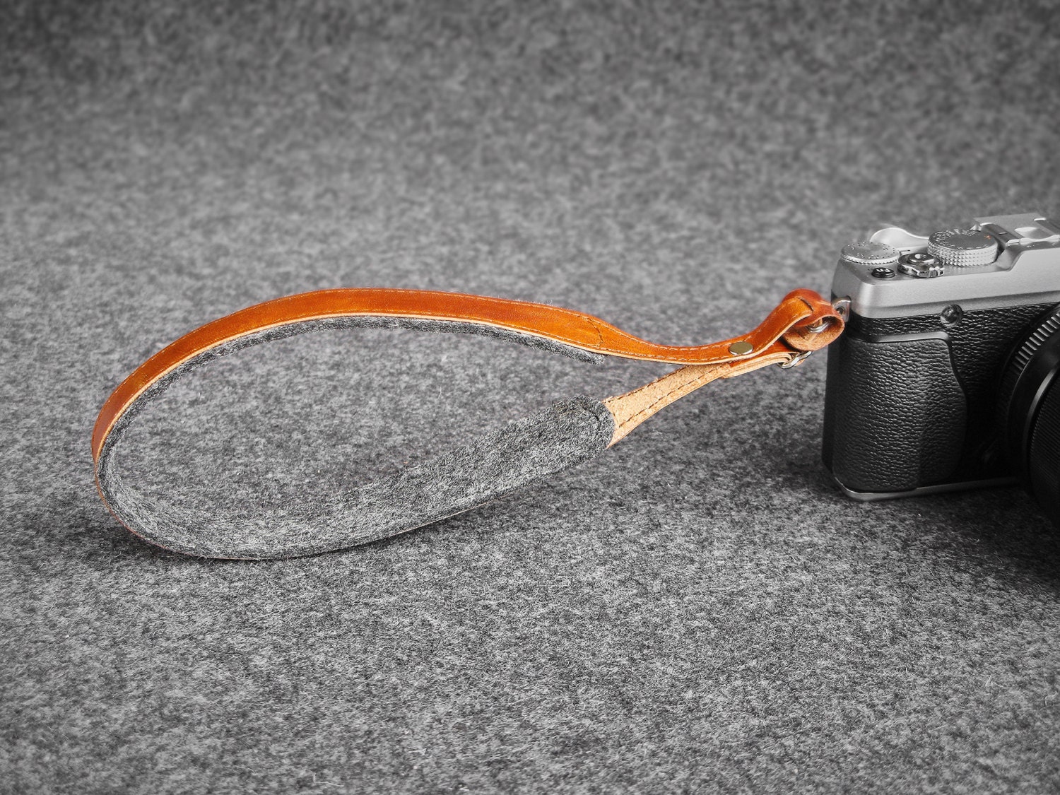 Leather Felt Camera DSLR Mirrorless Canon Nikon Fujifilm Sony Leica ...