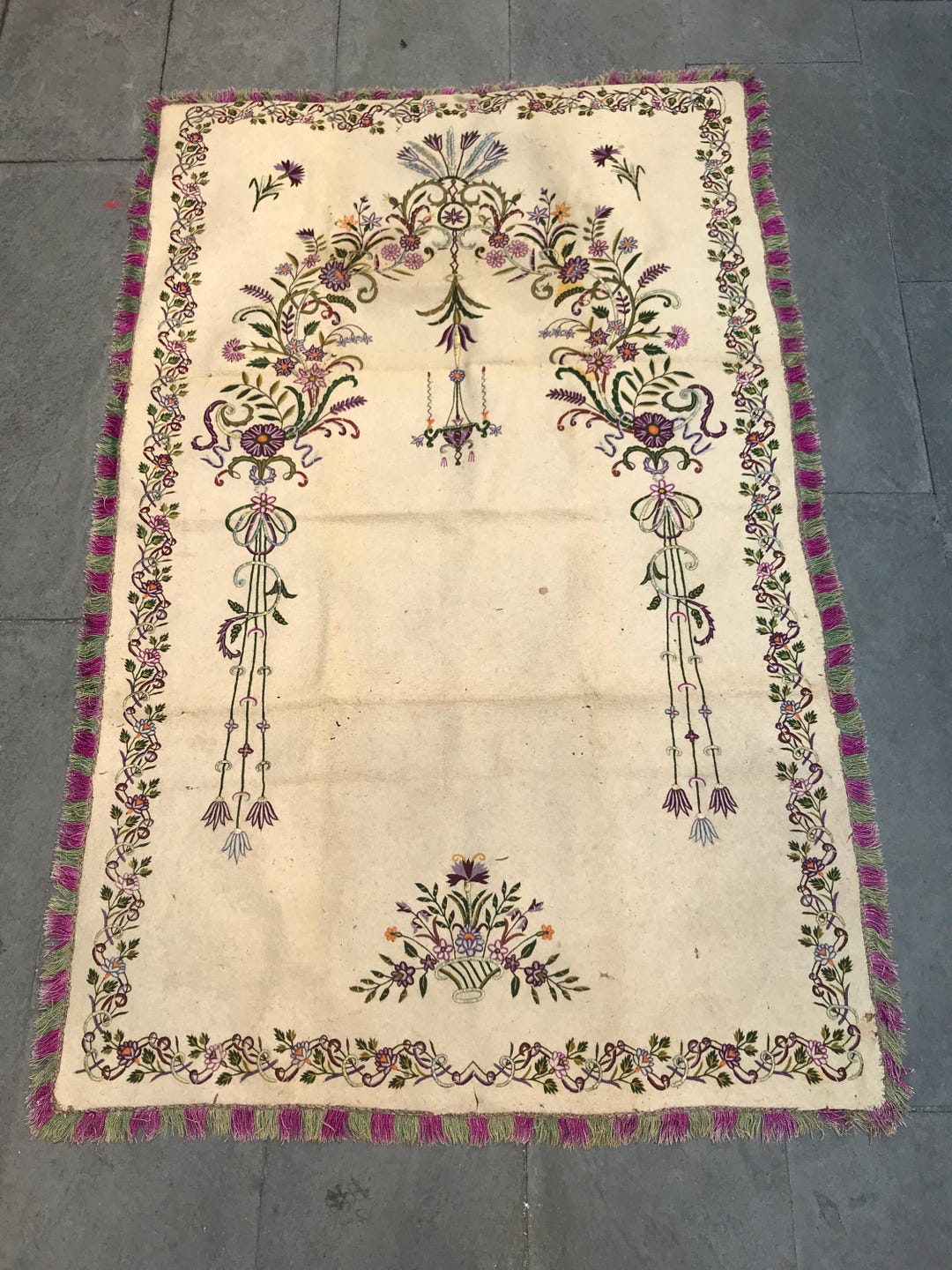 Vintage Turkish Ottoman Handmade Wool Felt Mehrap, Embroidered Felt ...