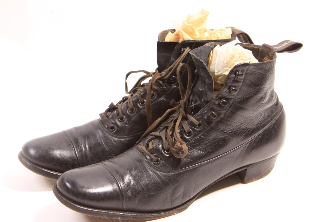 Antique 1900s 1910s Edwardian Black Leather Mens Lace up Boots by Hanan ...