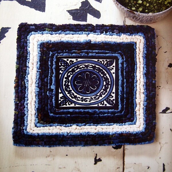 Locker Hooked Rug - Etsy