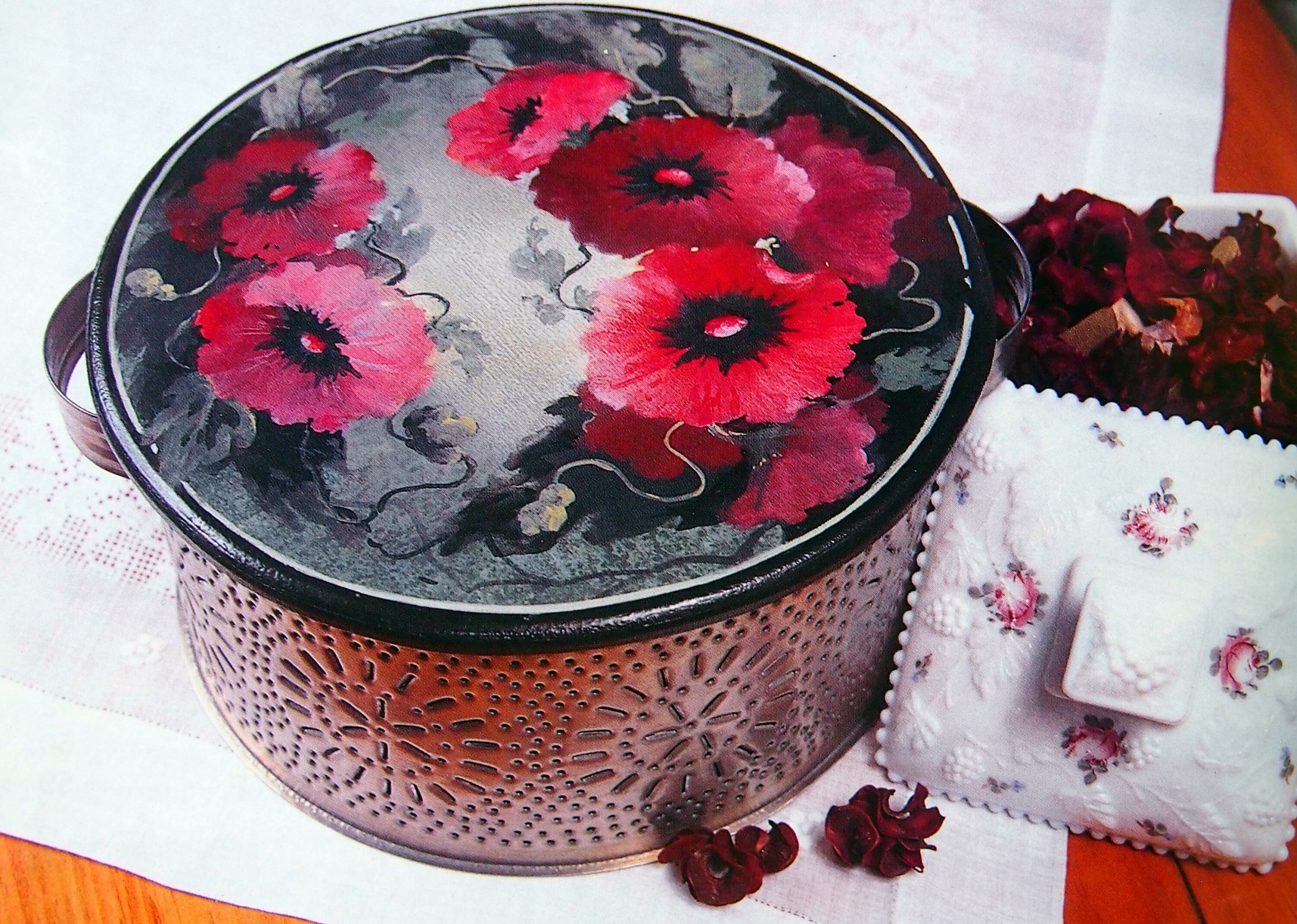 Paintworks - the Discovery Magazine for Decorative Painters Vintage ...