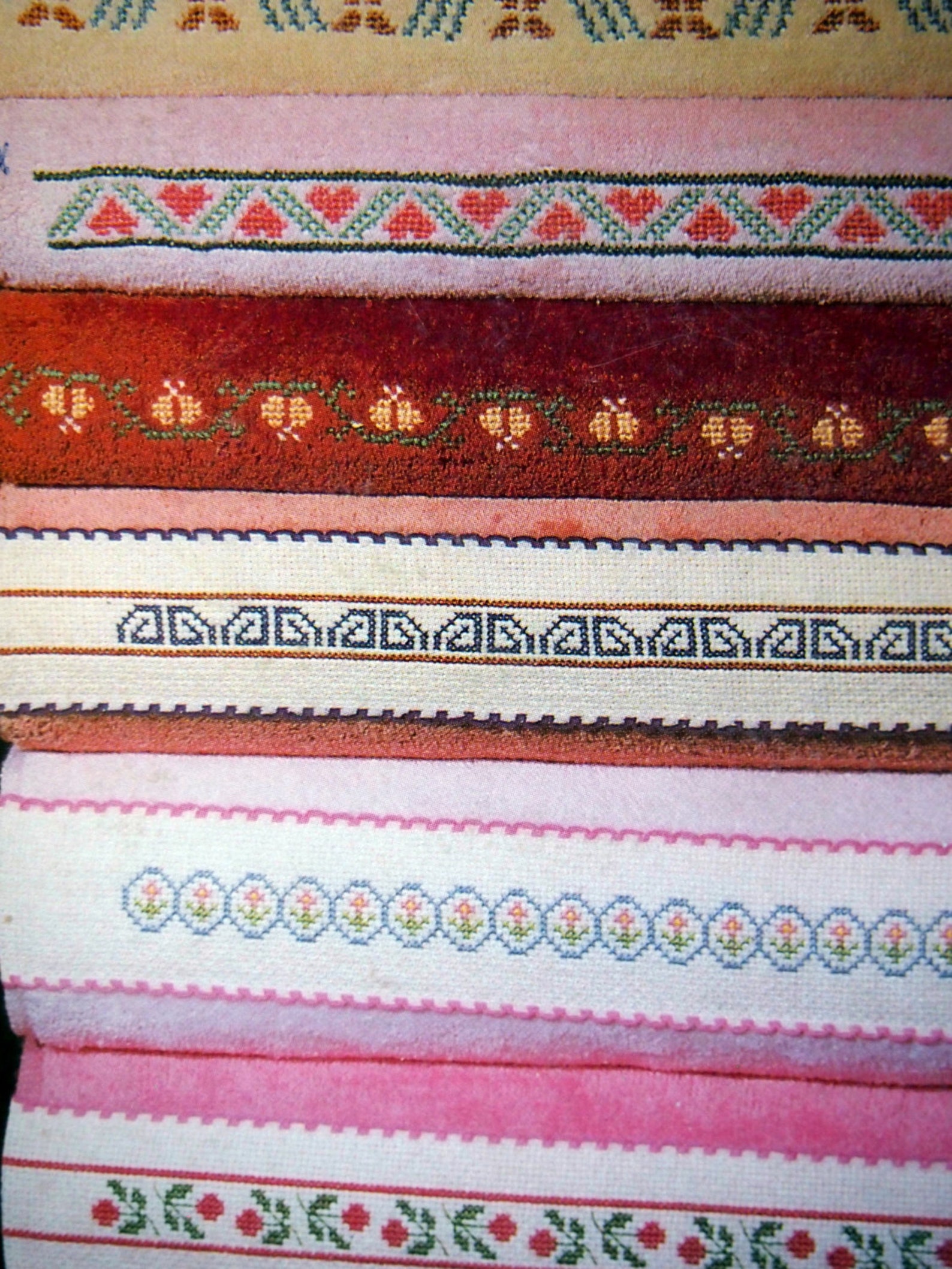 Borders Borders Borders Book 15 by Graphique Needle Arts - Etsy