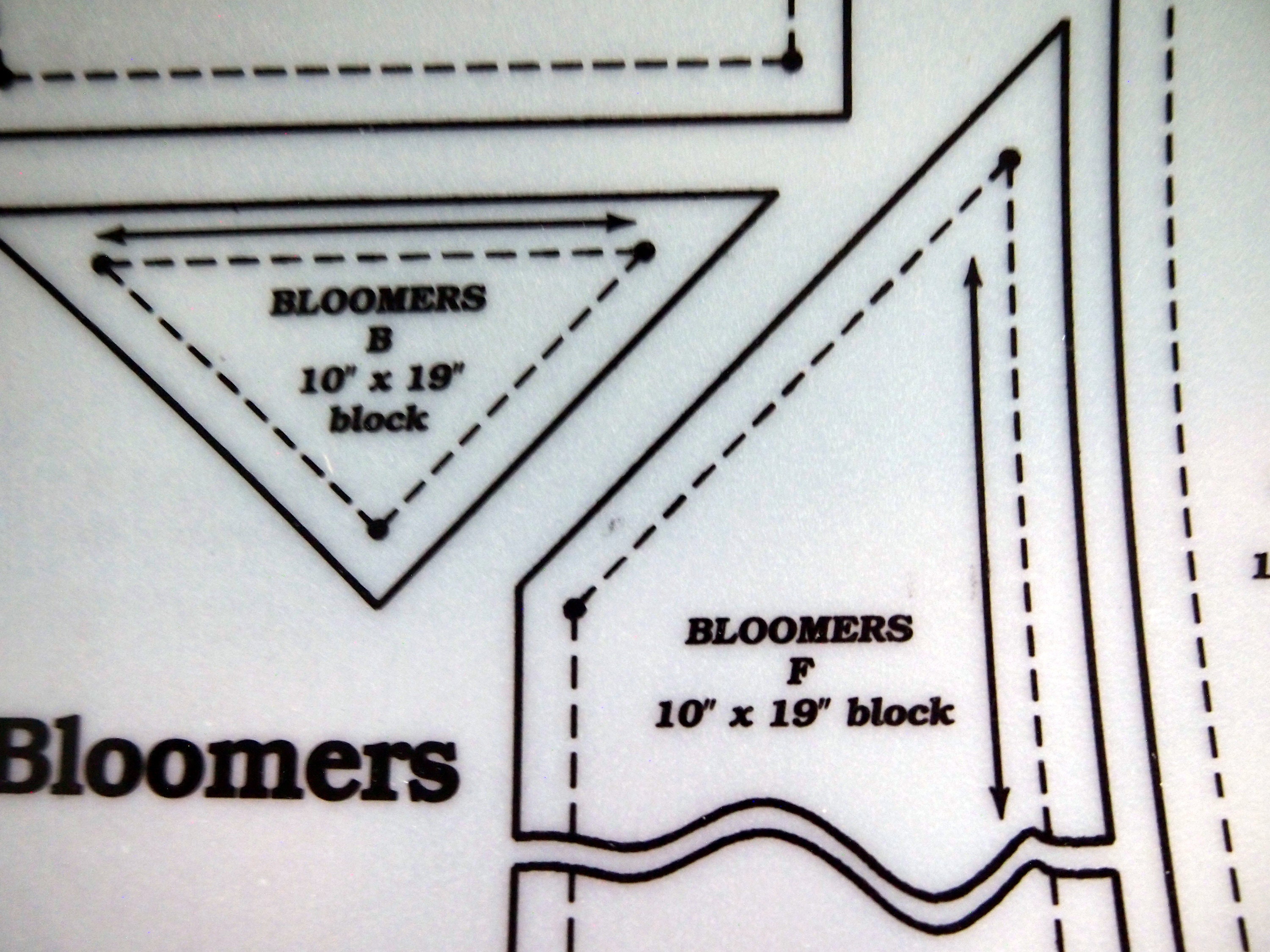 Bloomers (with Template) by Barbara Swinea and Spinning Spools Vintage ...