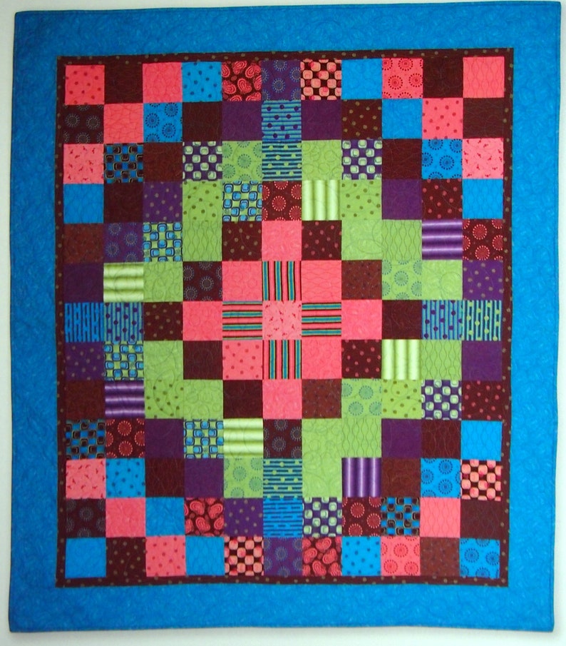 Charm Quilts - 11 Beautiful Quilts From 5 X 5-inch Squares by Suzanne ...