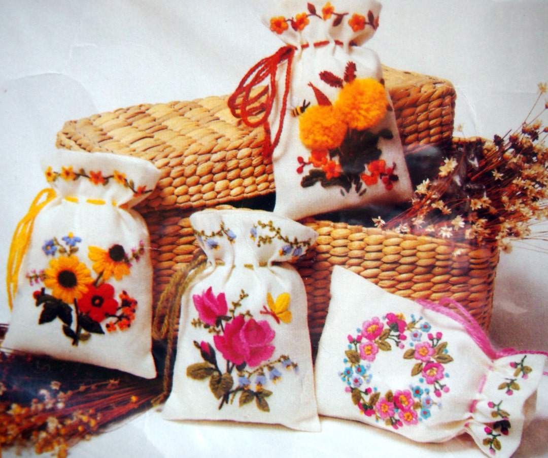 Pretty Parcels 1912 by Bob Shafor and Creative Circle Vintage - Etsy