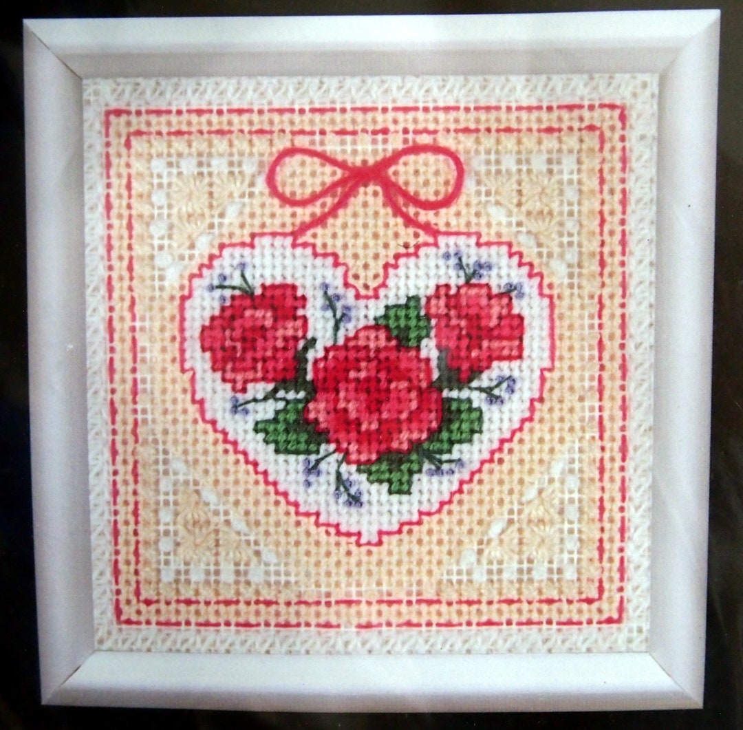 Roses in Lace by Martha Gayle Freeman and Dimensions Small Vintage ...