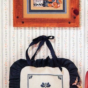 True Blue by Lynn Waters Busa Vintage Cross Stitch Pattern Leaflet 1989 ...