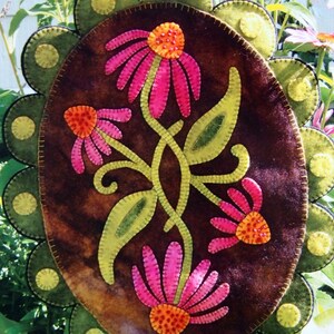 Purple Coneflower Penny Rug by Woolylady Wool Applique Embroidery ...