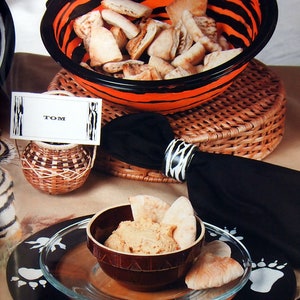 Paint A Pretty Table - 5 Table Ensembles With More Than 25 Projects by ...