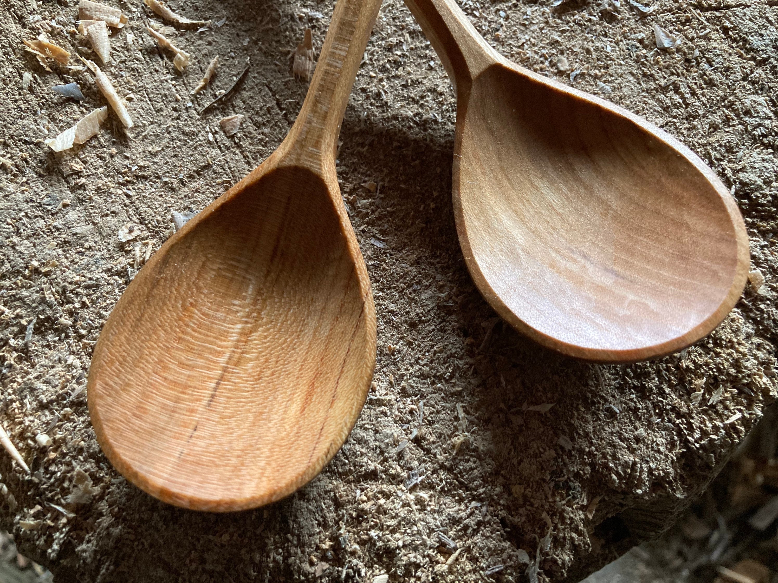 A pair of 7” dinner spoons, soup spoons, wooden spoons, serving spoons ...