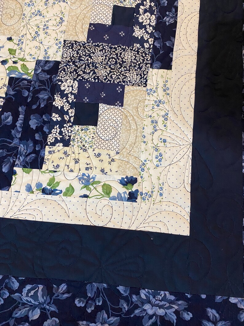 Blue/white Log Cabin Queen Quilt 85 X 105 - Etsy