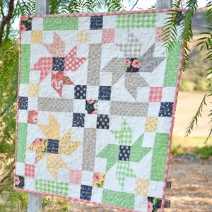 Country Flowers Digital PDF Quilt Pattern, Wall Hanging, Table Quilt - Etsy