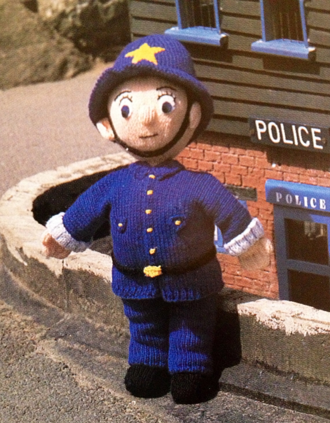 Vintage Noddy Knitting Pattern for Toys and Intarsia Chart - Etsy