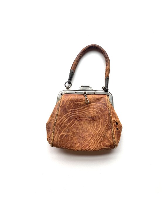 Small vintage looking purse - Gem