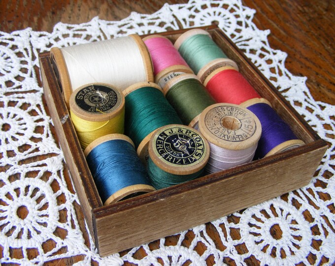 Vintage Sewing Thread in Wood Box Frame (11 Spools) - Etsy