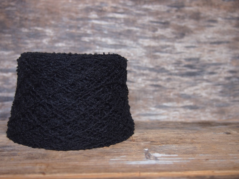 100% BOUCLE BLACK Linen Yarn For Crochet Knitting Weaving | Etsy