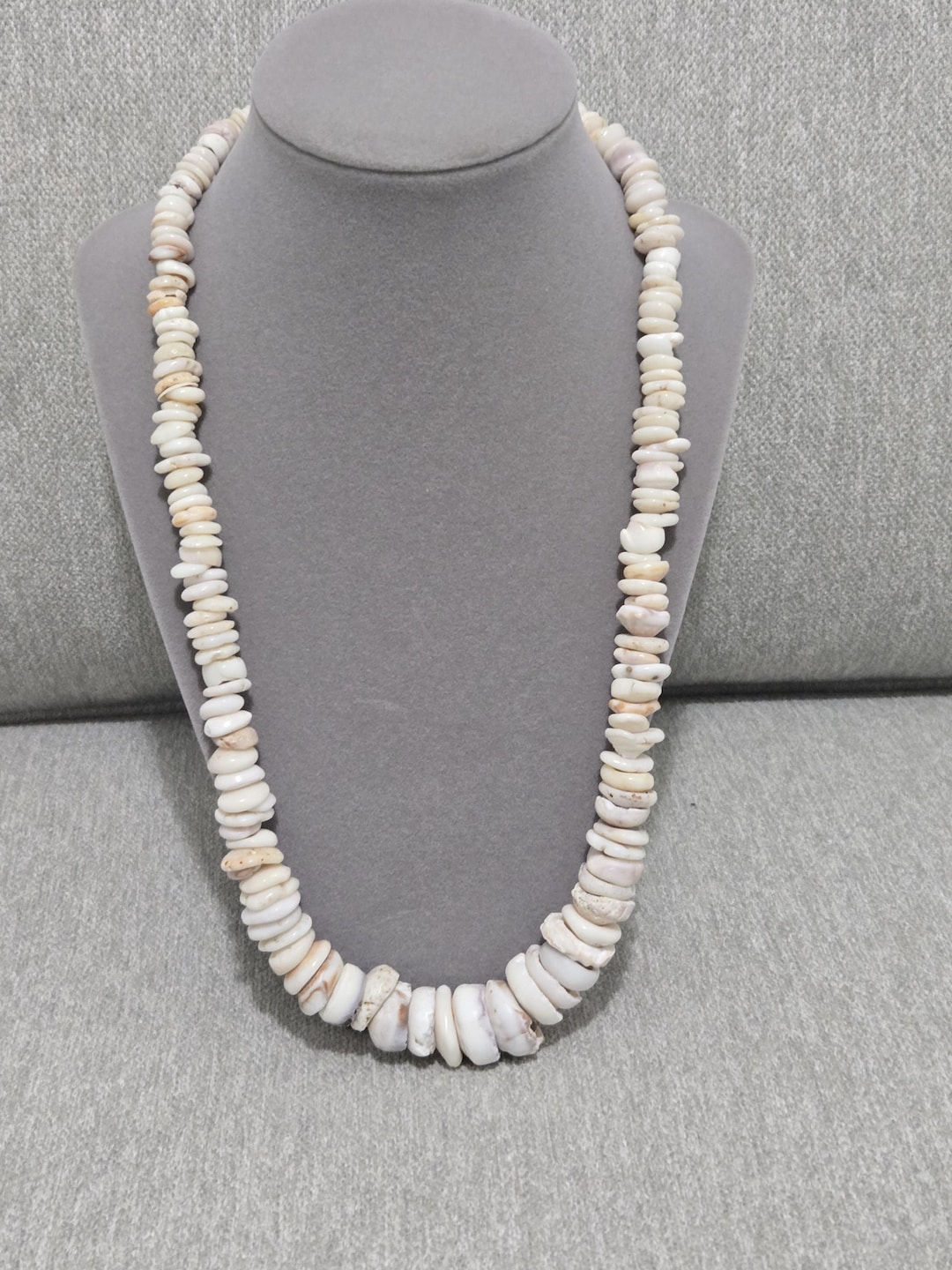 Vintage Authentic Hawaiian Puka Shell Necklace/ Hawaiian Puka Necklace ...
