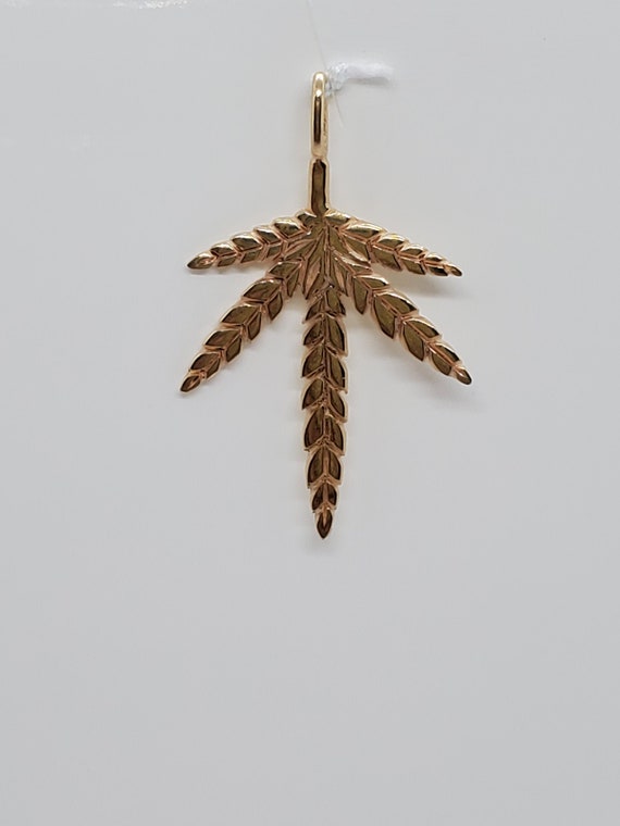 14k Solid Gold Weed Leaves Pendant | Etsy