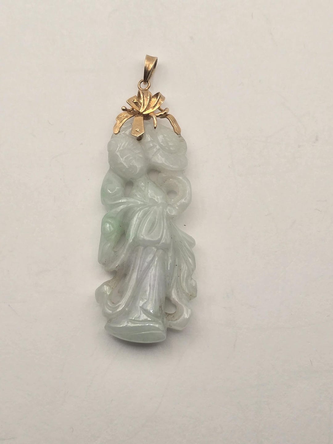 14k Solid Gold Carved Jade Quan Yin Pendant / Gift for Her - Etsy