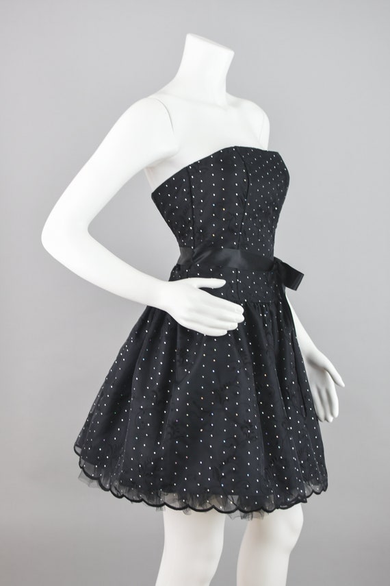 Sleeveless Black Gothic 90s Prom Dress, Floral Fit an… - Gem