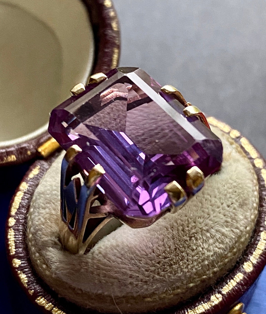 Vintage 9CT Gold Corundum Ring. Emerald Cut, Modernist Band & Gallery ...