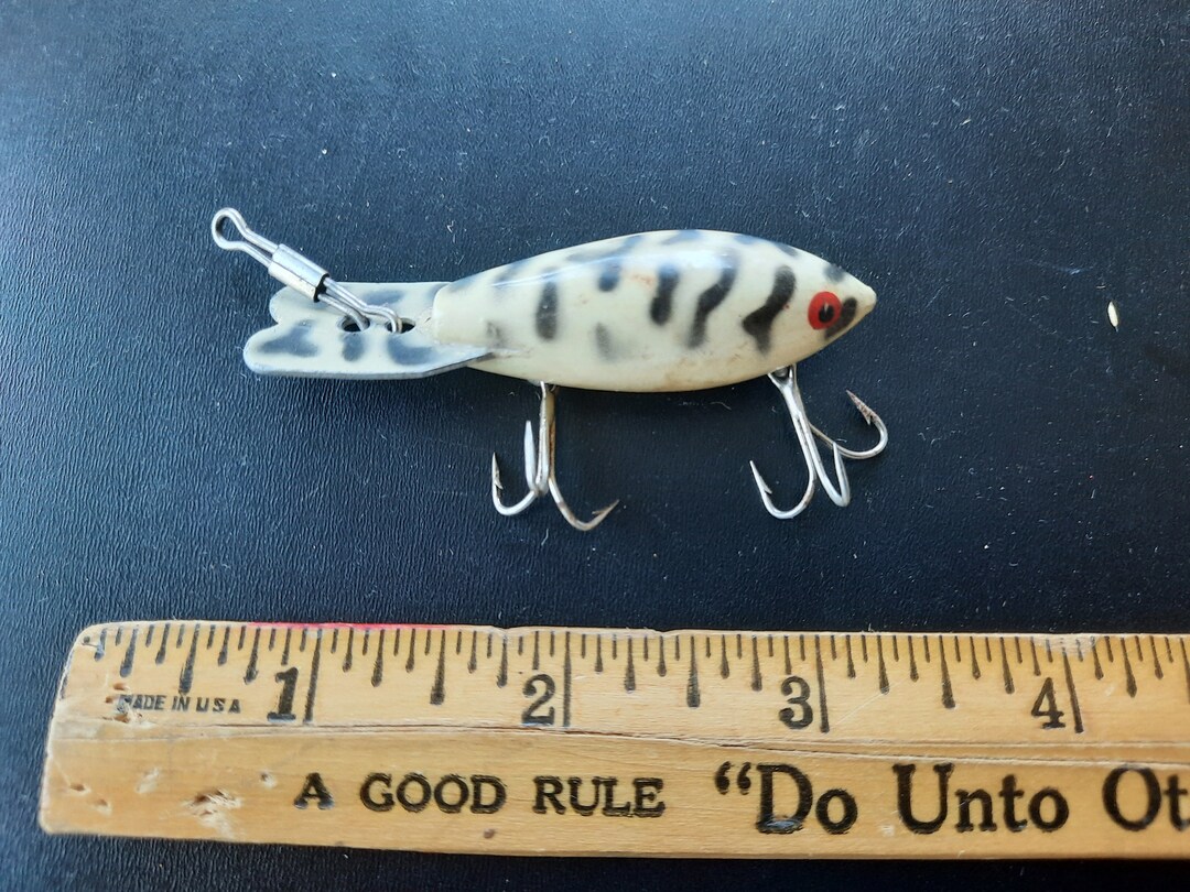 Vintage 1950s Wooden Bass Lure: Bomber Deep Diving Plug, Black/white ...