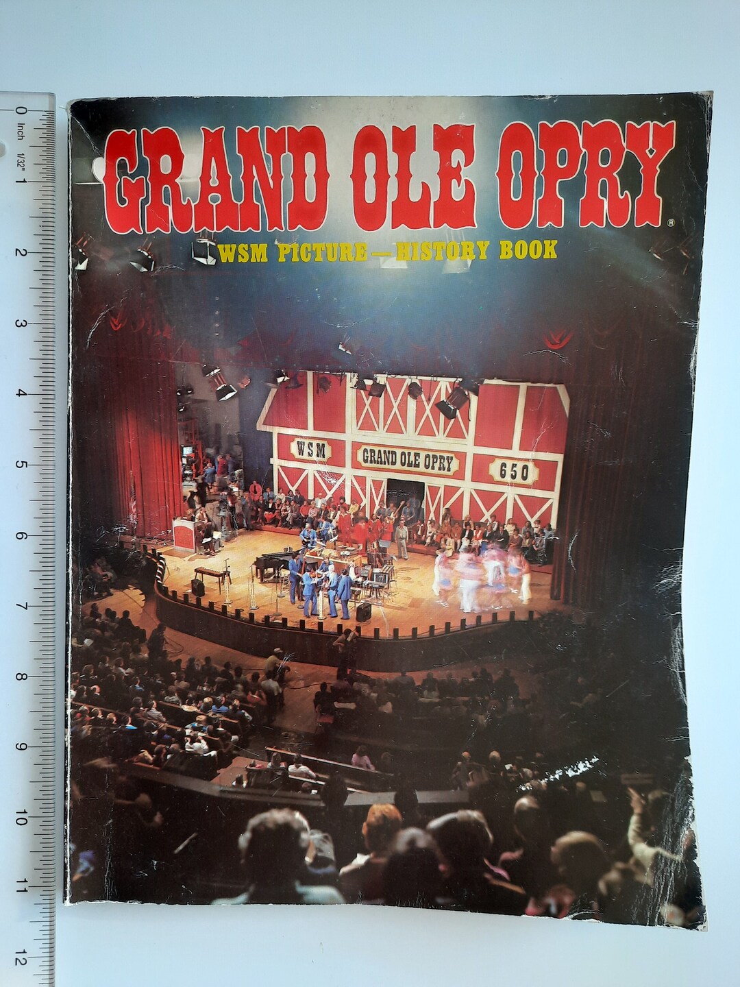 1982 Grand Ole Opry WSM Picture History Book, Nashville, Tennessee, TN ...
