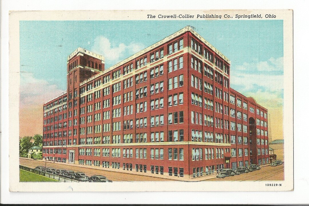 1930s White Border WB Linen Postcard View of the Crowell-collier ...