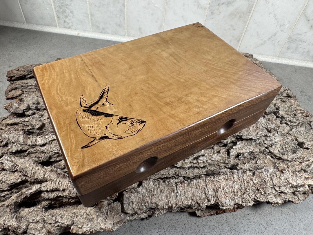 Fly Fishing Fly Box, Burled Wood Tarpon Design, Fly Fishing Gift - Etsy