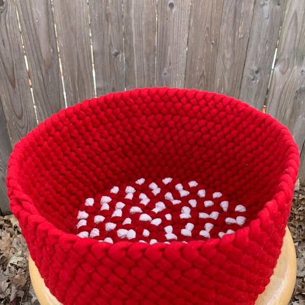 Red Basket - Etsy