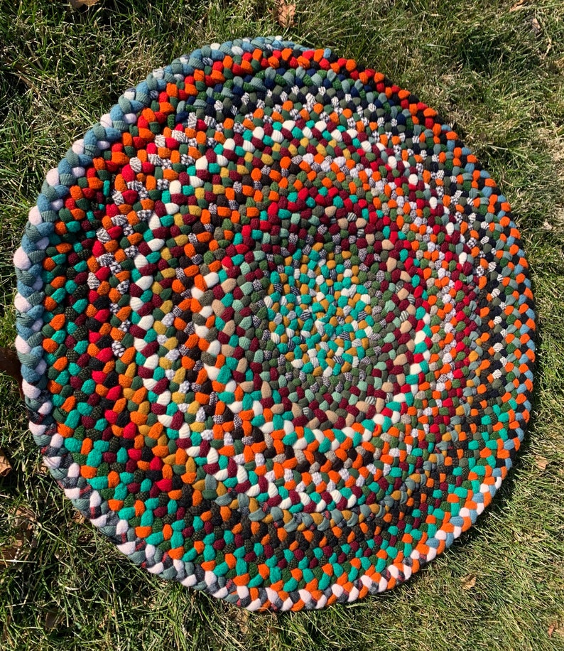 Hand Braided Round Multi Colored Wool Rug 26.5 - Etsy