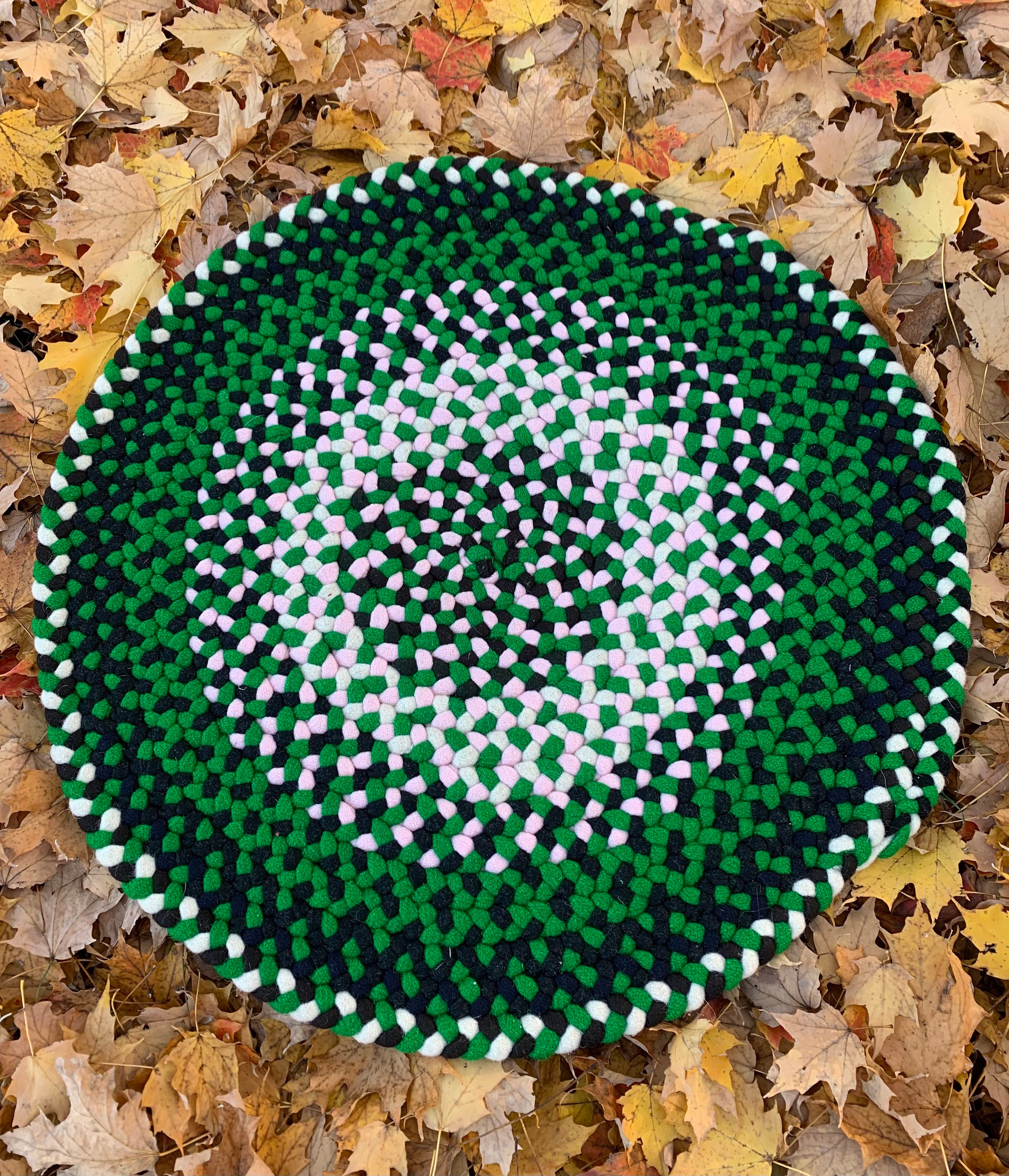 Hand Braided Round Wool Rug, Green, Black, Pink and White, 28 - Etsy