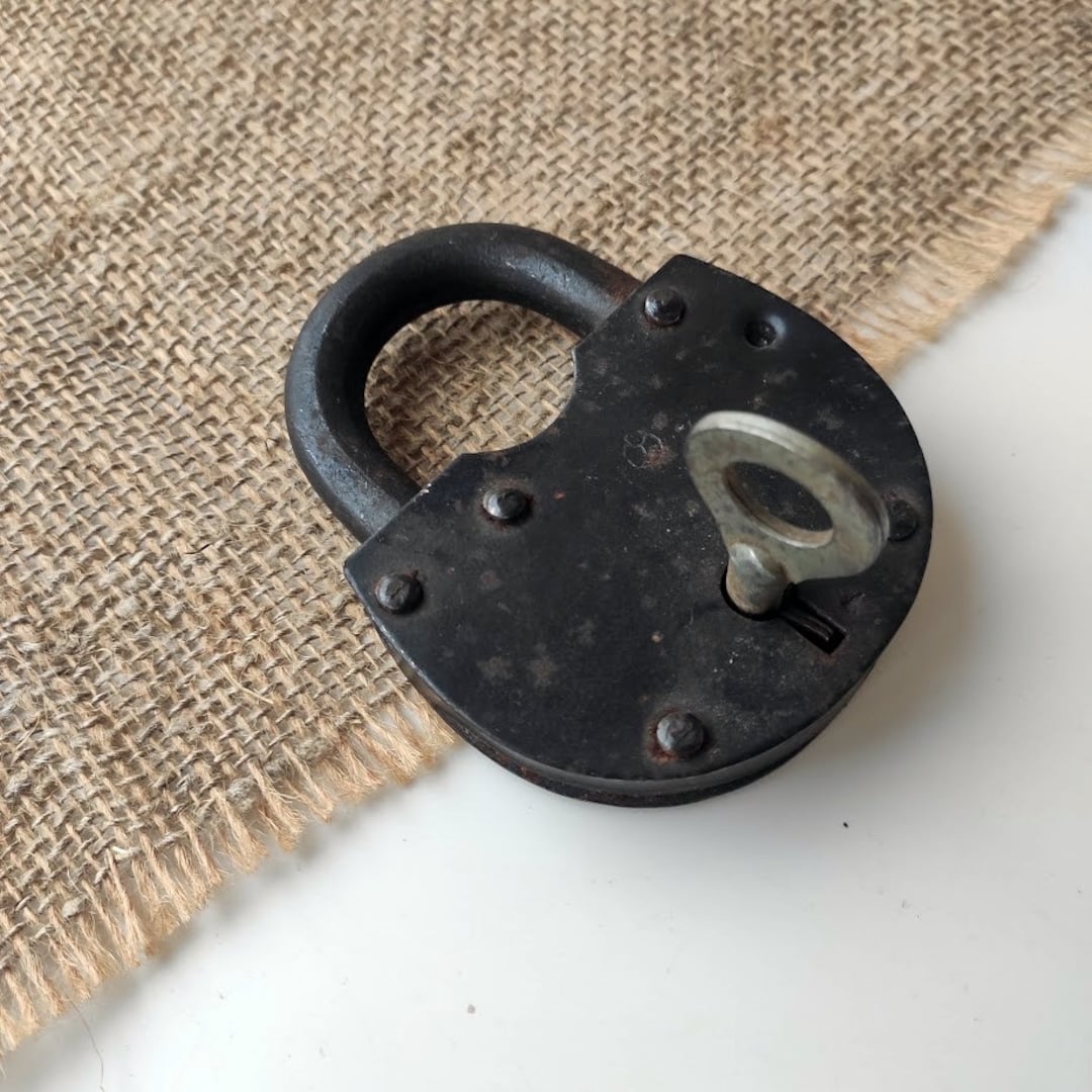 Antique Padlock, Retro Collectible Lock, Love Lock and Key, Rustic Barn ...