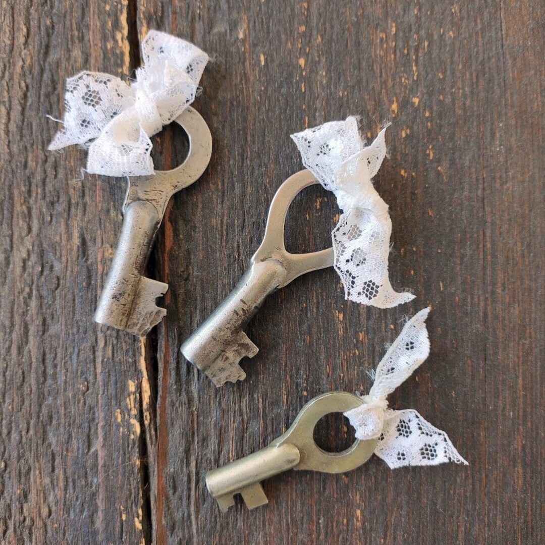 Vintage Rusty Key, Craft Keys, Steampunk Silver Metal Keys, Old Soviet ...