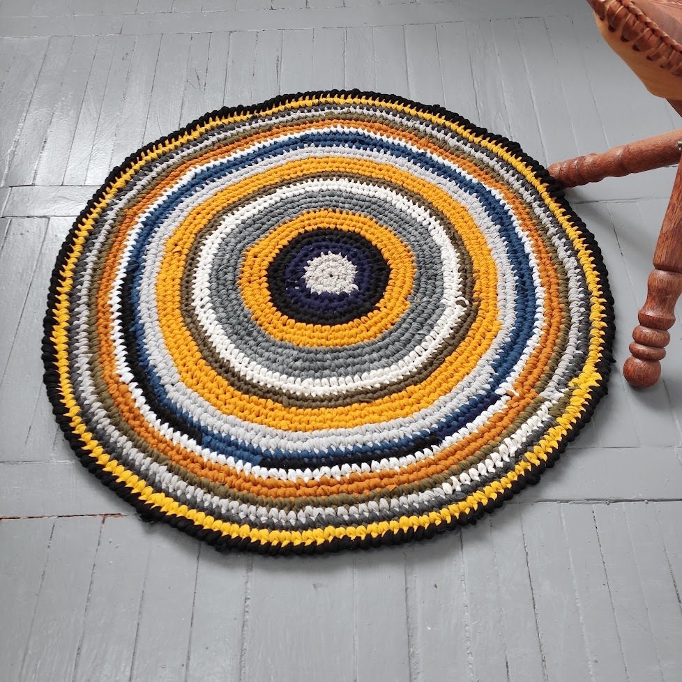Accent Crochet Rag Rug Diameter 69 Cm, Yellow Gray Cotton T-shirt Yarn ...