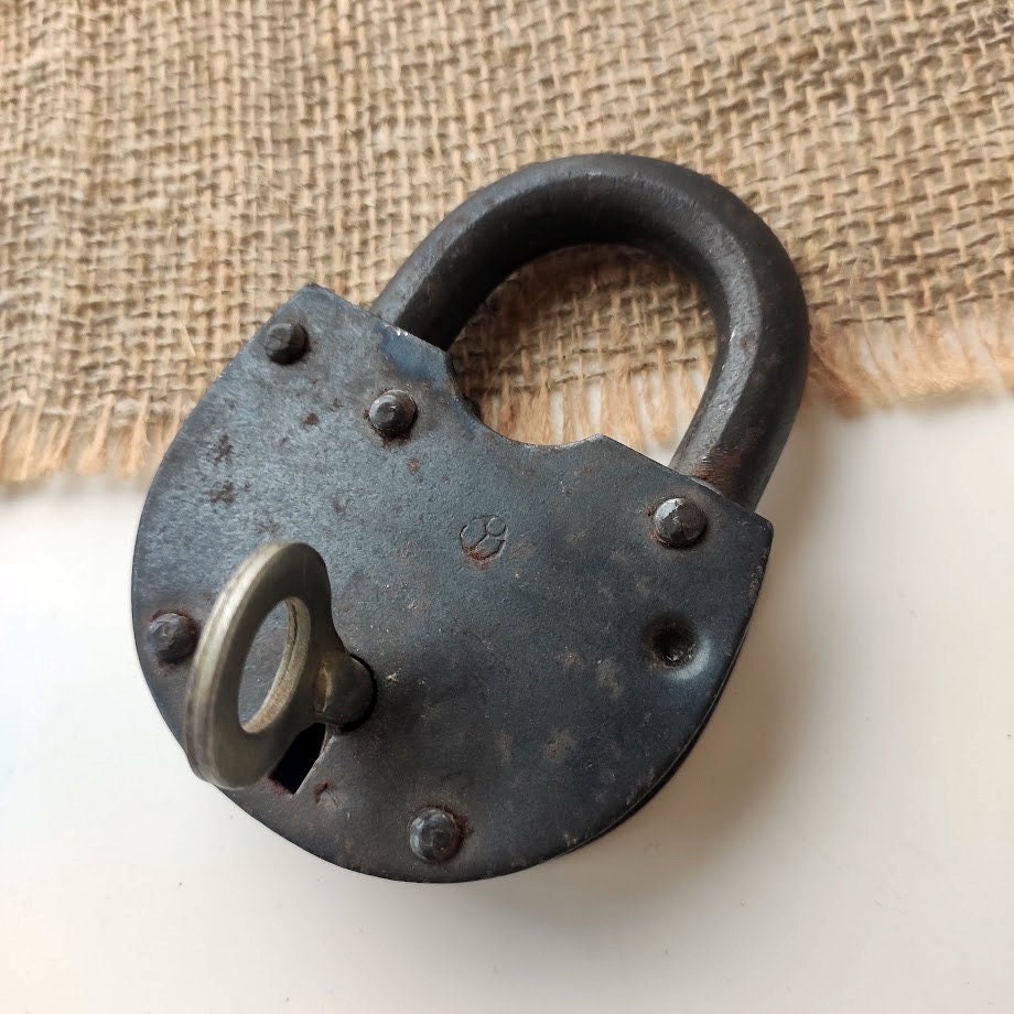 Antique Padlock, Retro Collectible Lock, Love Lock and Key, Rustic Barn ...