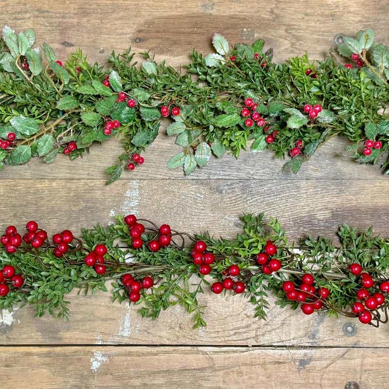 Holly and Berries Garland - Etsy