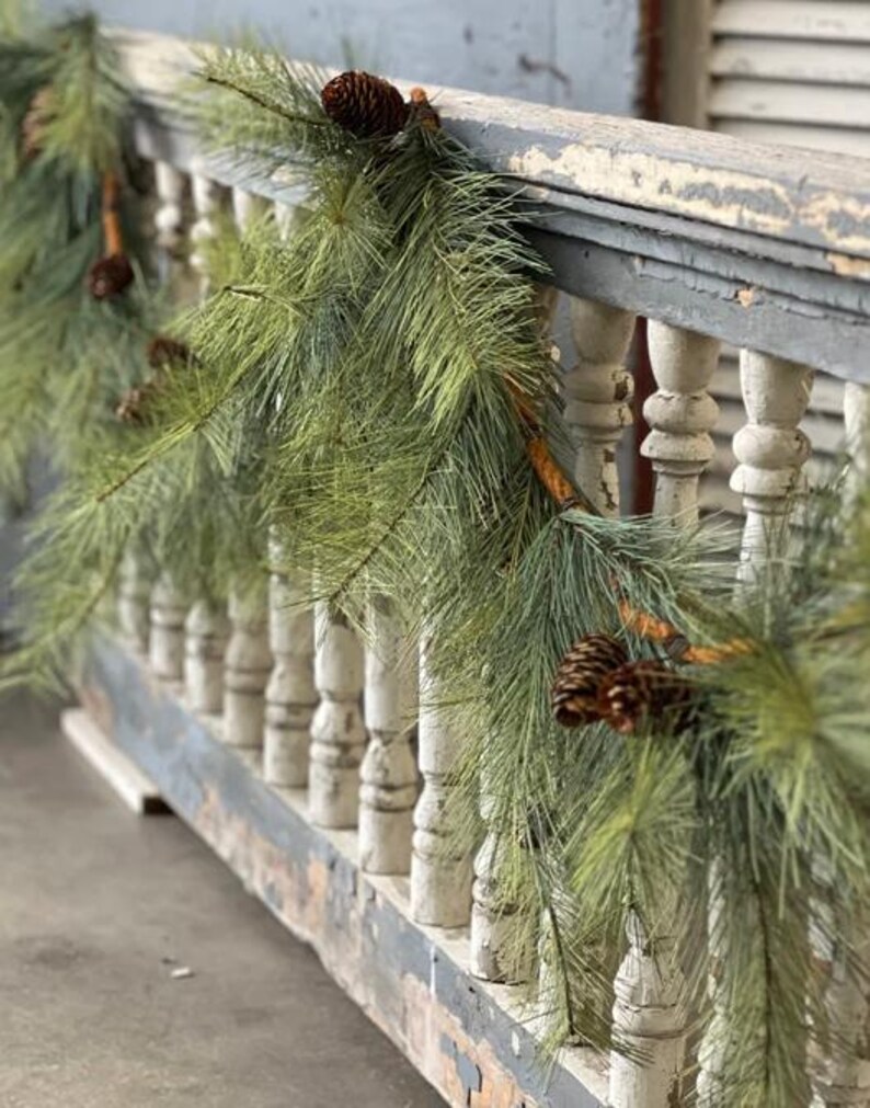 9’ Christmas Garland, Rope Garland, Long Needle Pine Garland for Mantle ...