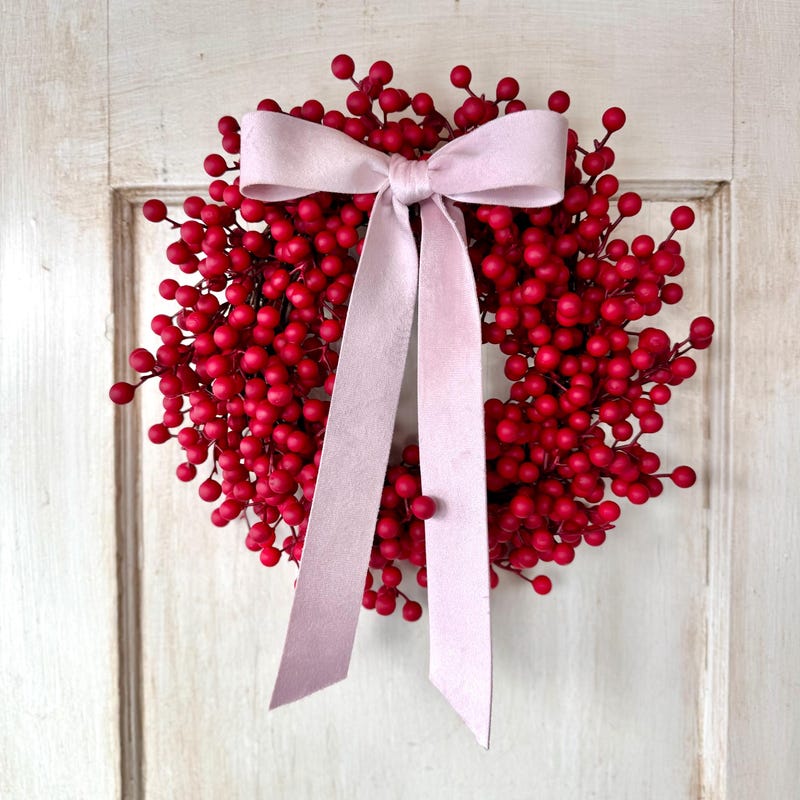 Heart Velvet Wreath - Etsy