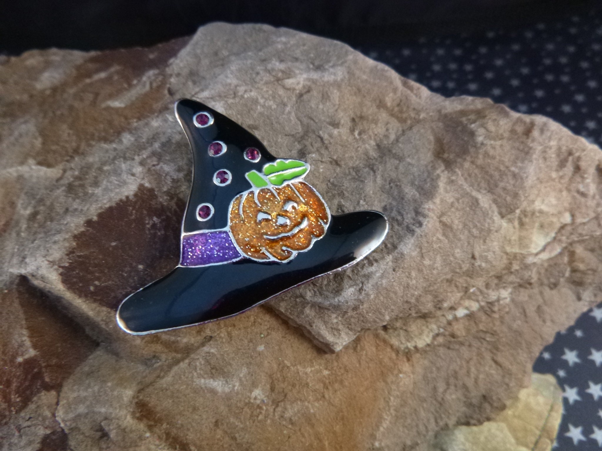 Vintage Witch Hat Pin with Rhinestones and Pumpkin | Black Pointed Hat ...