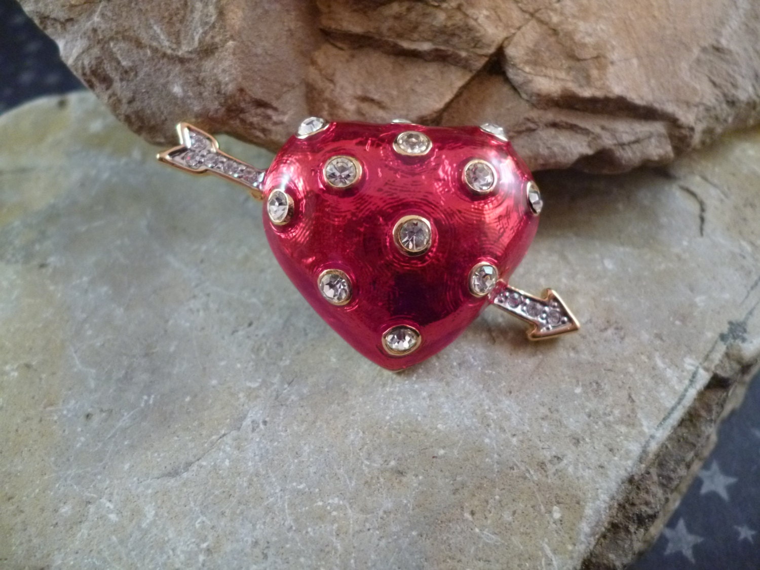 Arrow Through Red Heart with Rhinestones Old Fashioned Vintage ...
