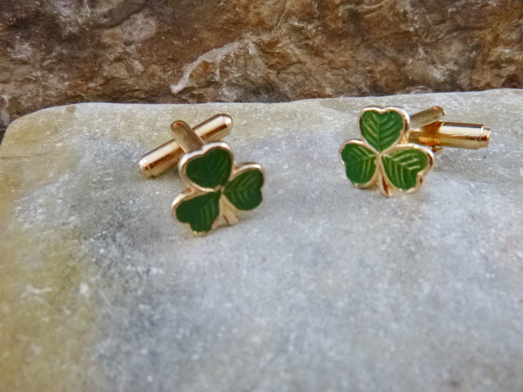 Small Shamrock Cuff Links | Vintage Three Leaf Clover Irish Themed ...