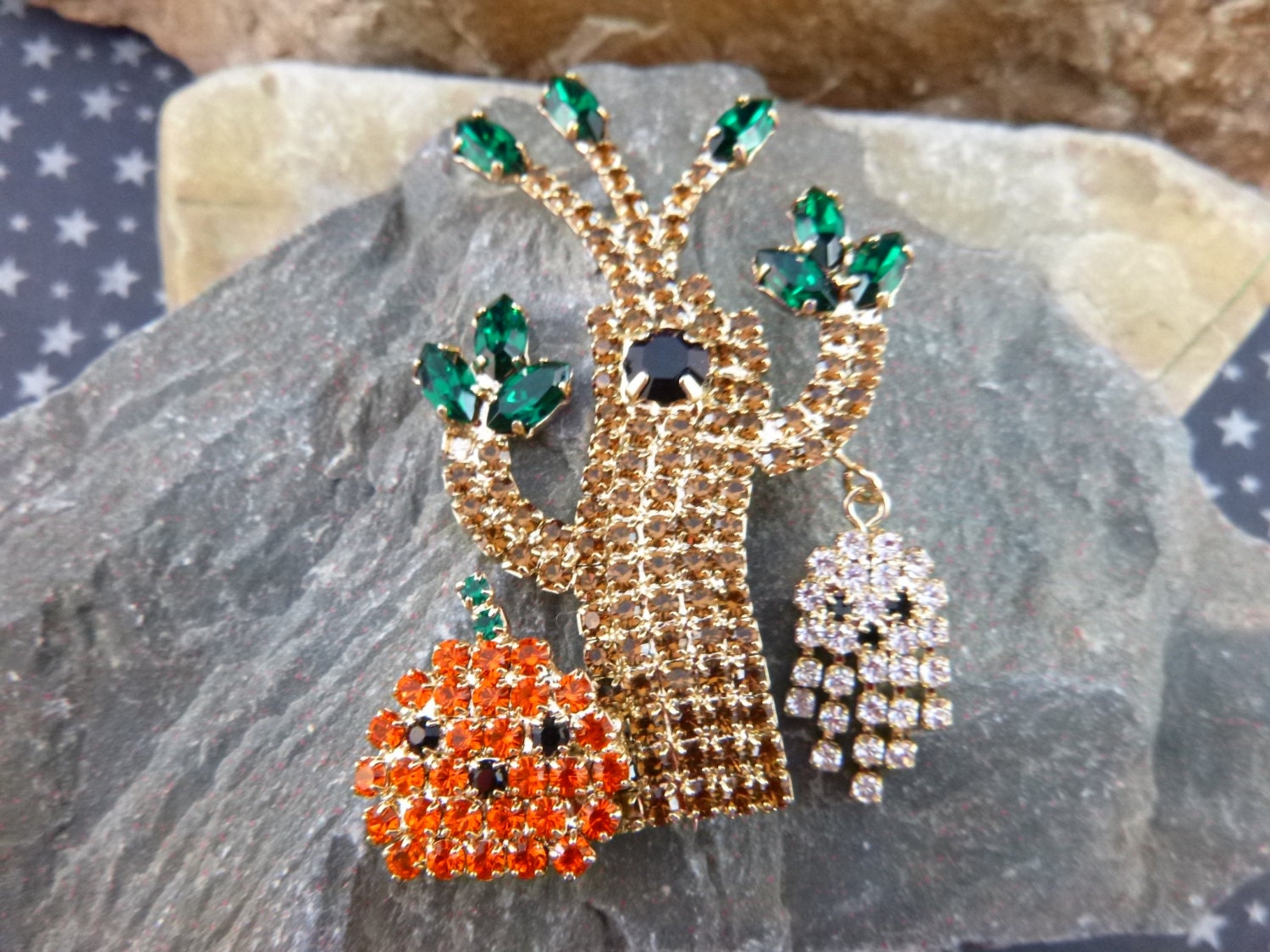 Halloween Lover? Unique Rhinestone Crystal Halloween Brooch with ...