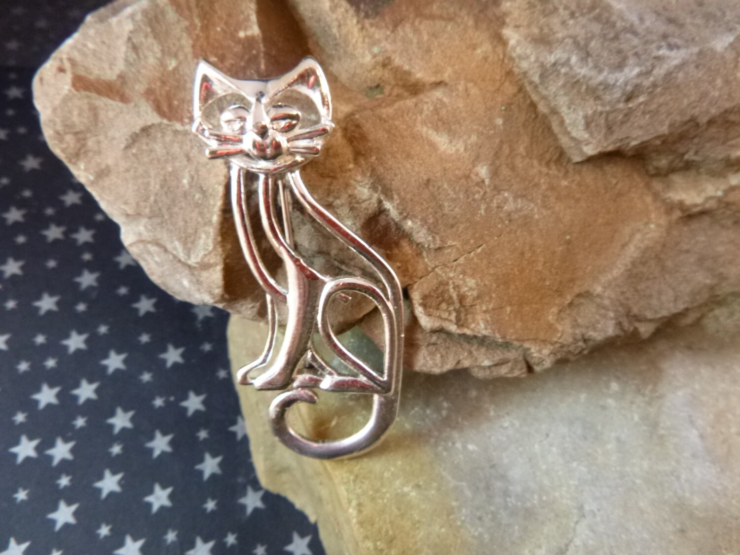 Danecraft Vintage Cat Pin Modern Style Sleek Cut Out Cat Brooch