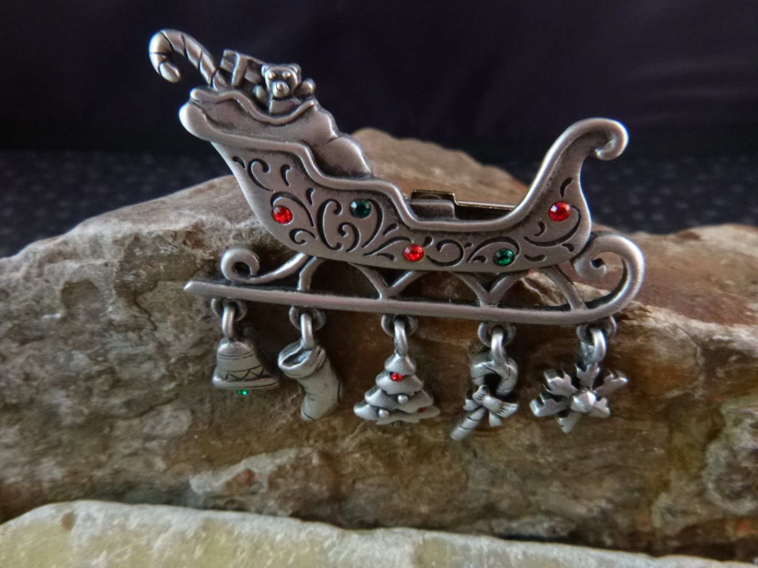 Christmas Santa Sleigh Vintage Pin with Bag of Presents and Dangling ...